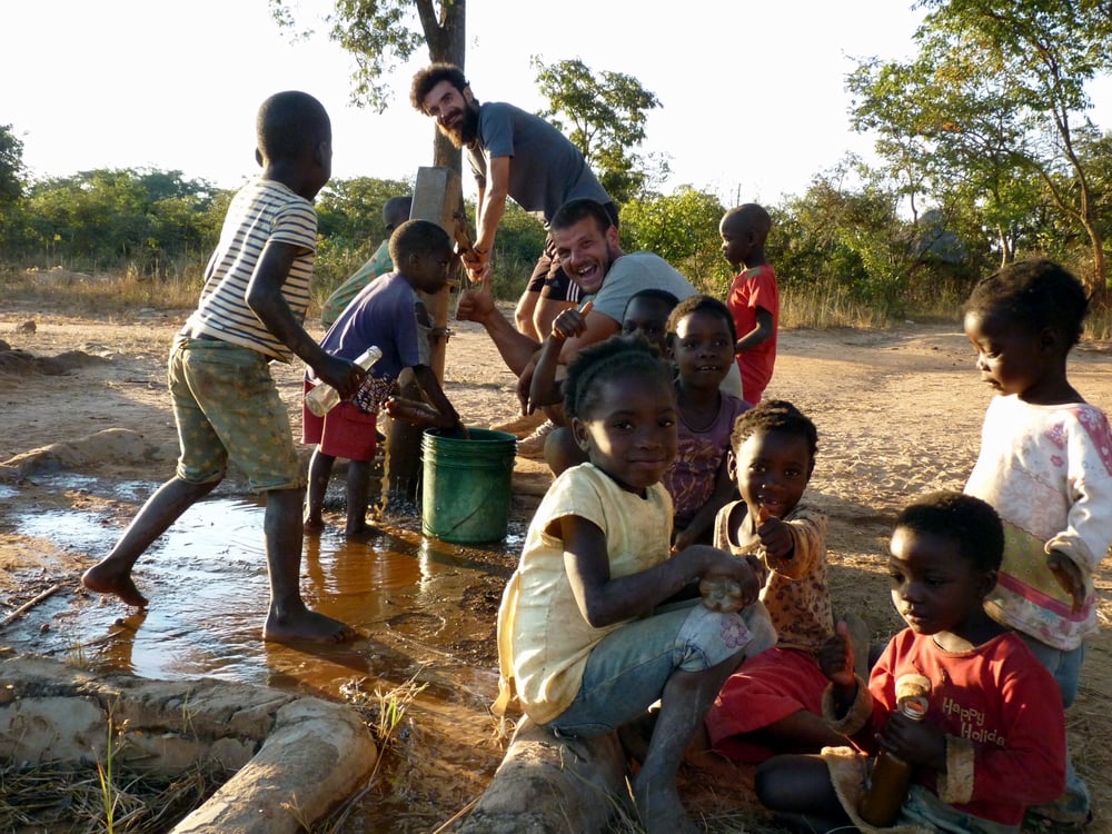 Humana Volunteers - International Volunteer Program